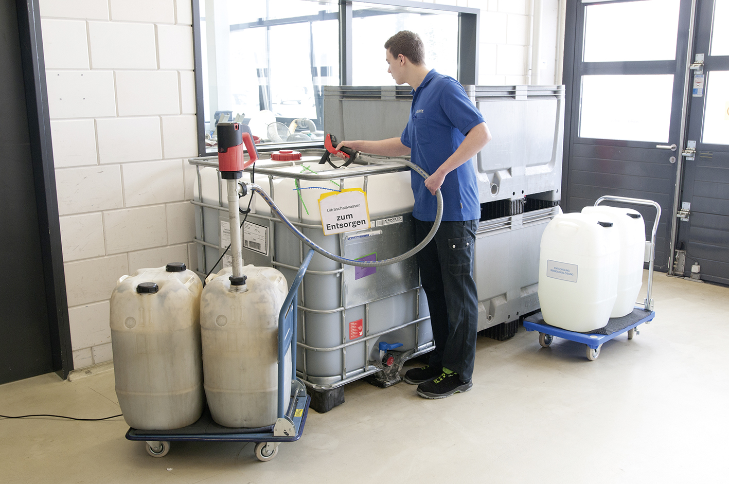 F424 Sealless Pump | FLUX Pumps Corp. USA - Barrel pumps and Drum pumps